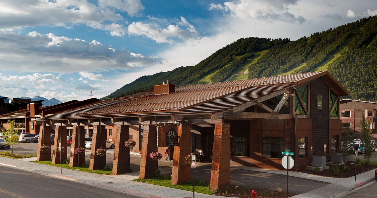 Meet the Brand New 49er Inn & Suites | Town Square Inns